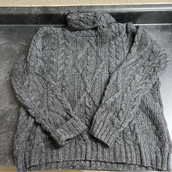 Inis Crafts | Sweaters | Inis Craftsgray Cable Knit Merino Wool Ireland ...